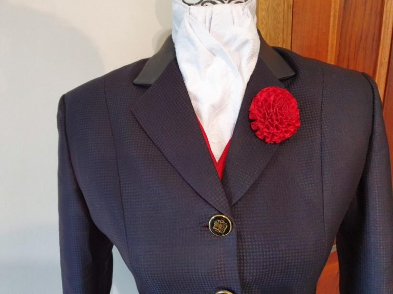 Ladies Navy Show Jacket – NVS Equine Attire